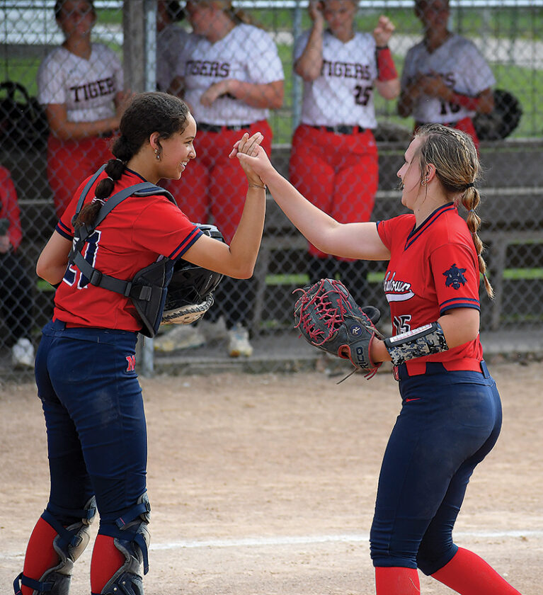 ’Cats rally up a comeback | News, Sports, Jobs - Times Republican